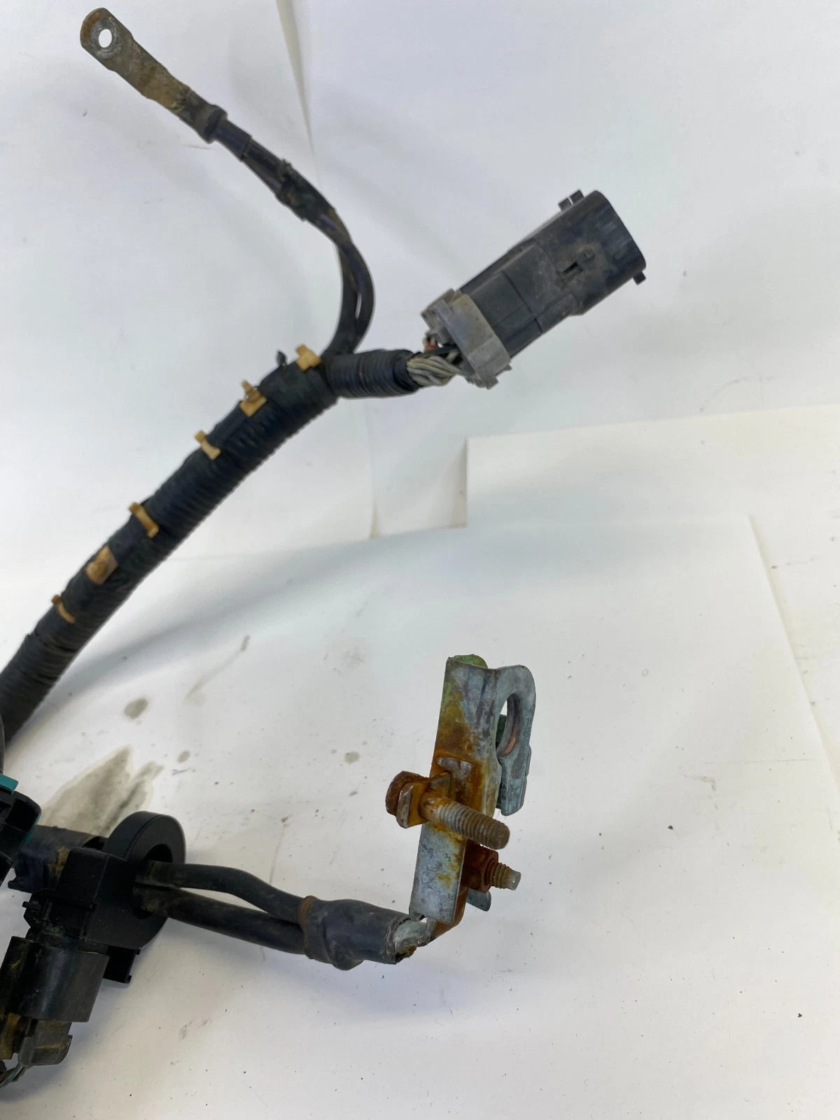 13-15 FORD EXPLORER POSITIVE BATTERY CABLE FUSE TERMINAL BLOCK BB5T-14 ...