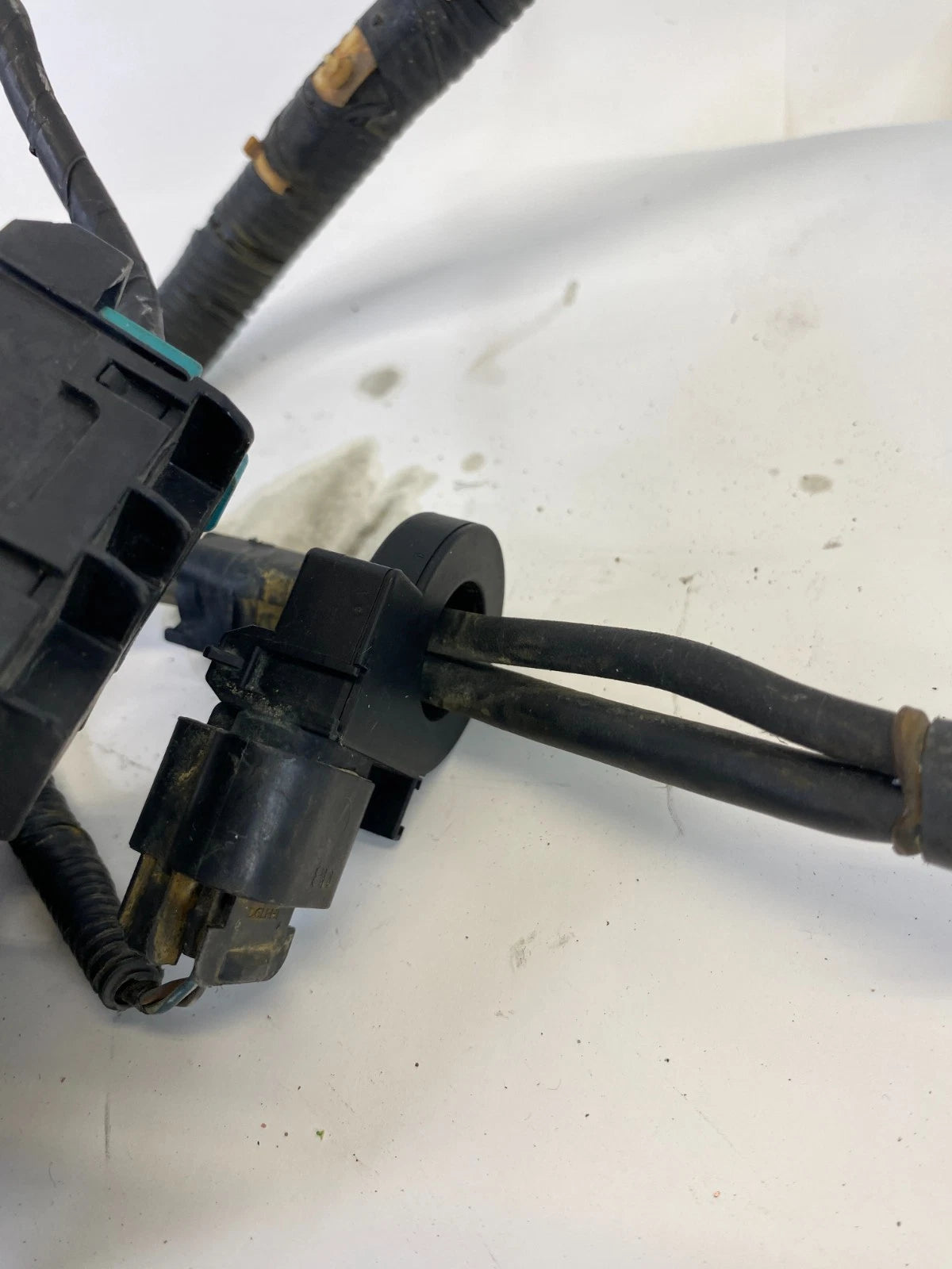 13-15 FORD EXPLORER POSITIVE BATTERY CABLE FUSE TERMINAL BLOCK BB5T-14 ...