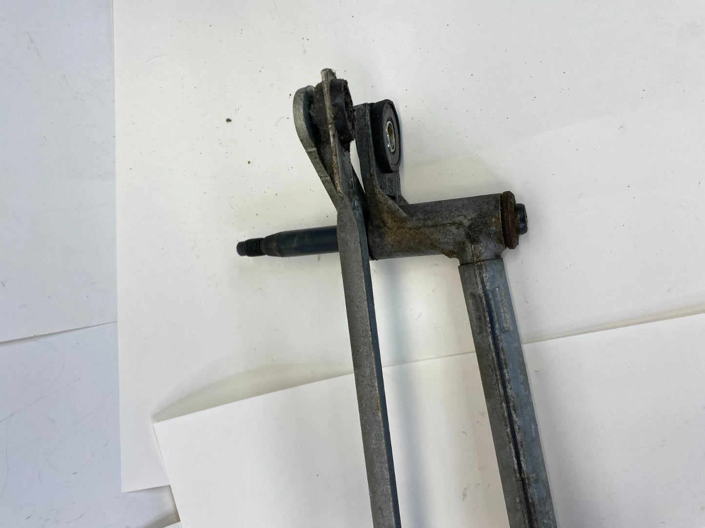 2013-2019 FORD EXPLORER INTERCEPTOR FRONT WINDSHIELD WIPER MOTOR W LIN ...